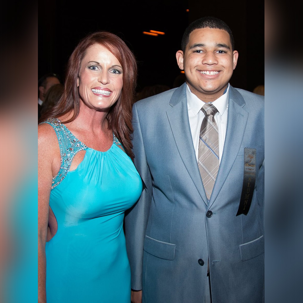 Honorary Platinum Ring - Night of Superstars